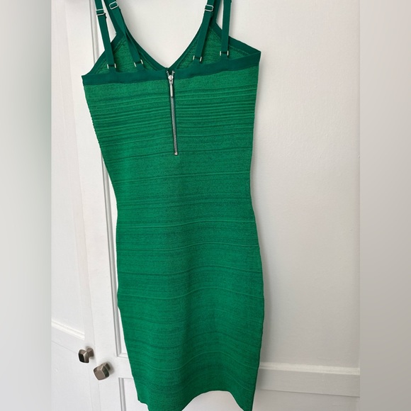 Guess | Dresses | Nwot Guess Bodycon Dress | Poshmark
